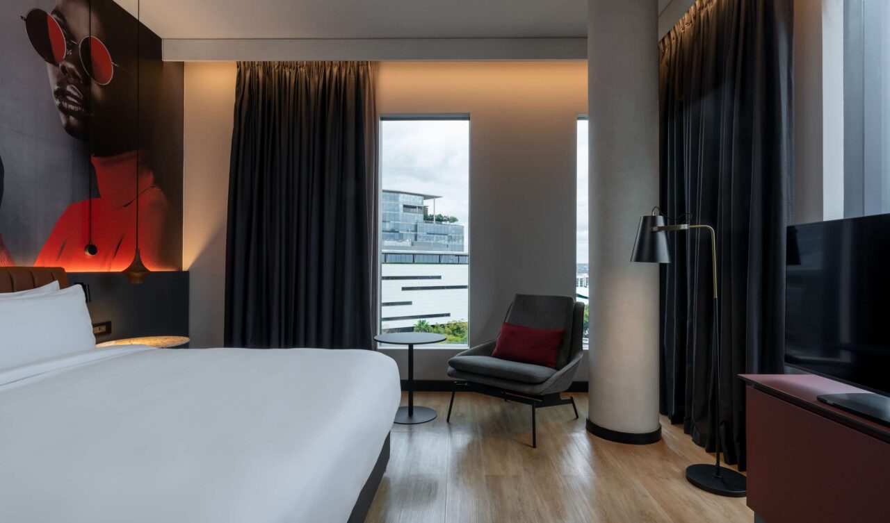 Radisson Red Hotel - Saint-Gobain International Gypsum Trophy