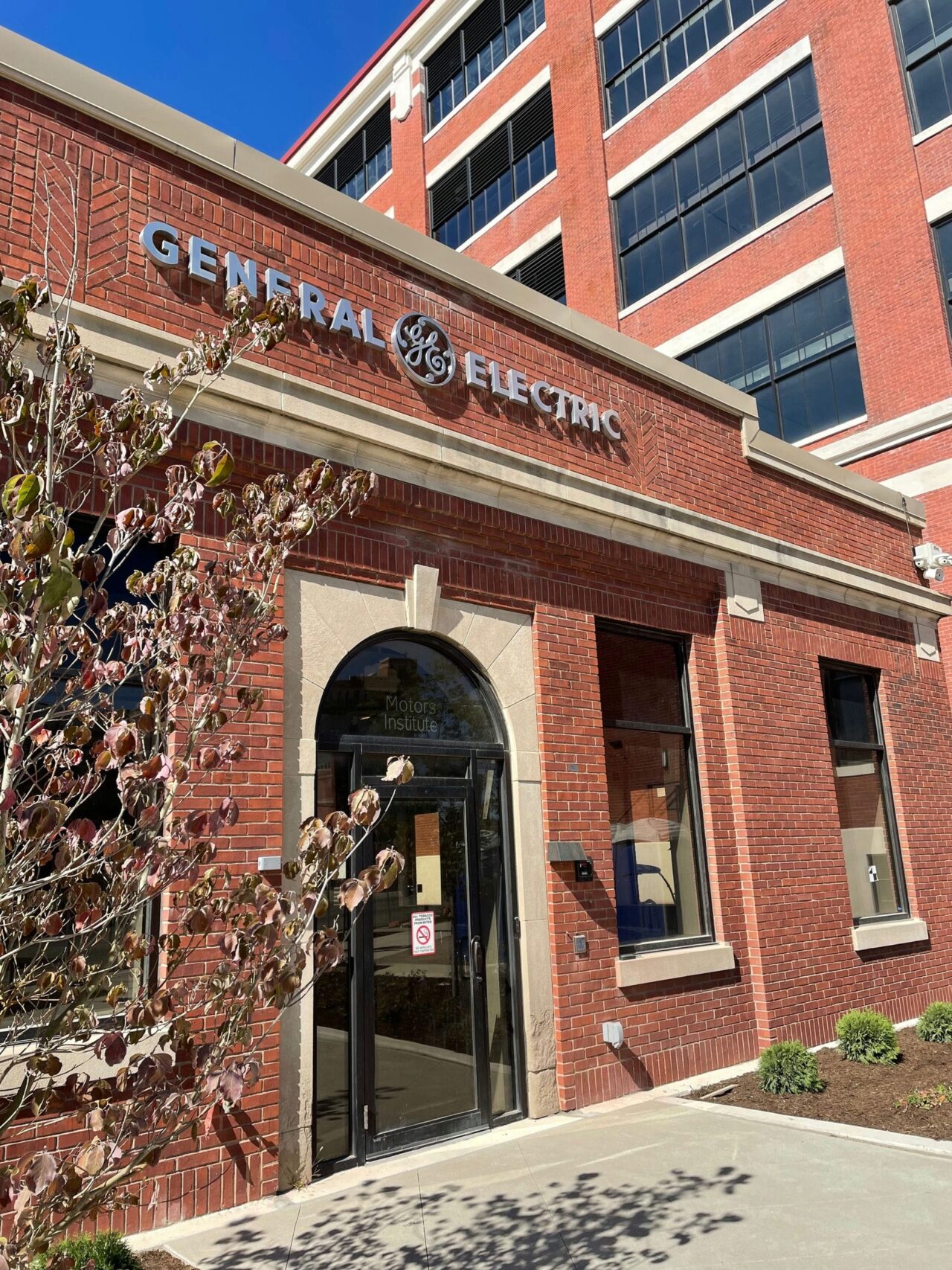 Electric Works - Saint-Gobain International Gypsum Trophy